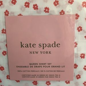 kate spade | Bedding | Kate Spade Petite Flowers Queen Sheet Set Nwt ...